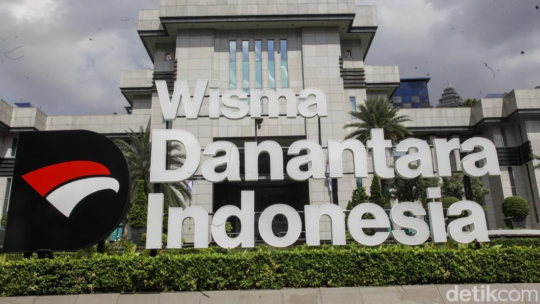 Danantara Rilis Merah Putih Bond, Benarkah Orang Kaya Wajib Beli ...